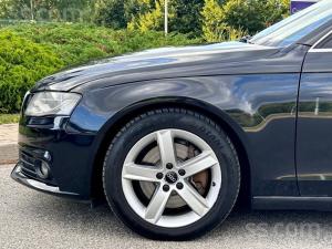 Black Audi A4 2007 in Riga, with an engine capacity of 2.70 L and mileage of 326 thousand km for 3950 €, photo 25 on AUTOMOTO.COM.LV