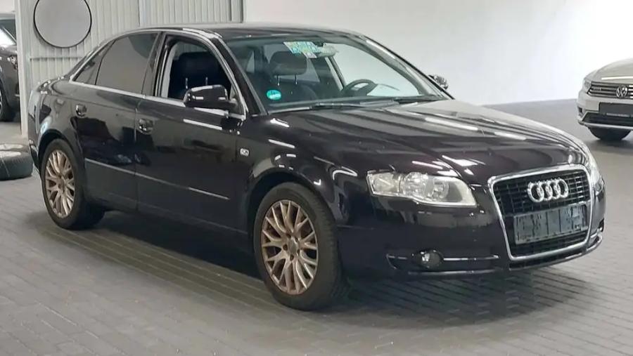 Melns Audi A4 2007 Limbaži, ar dzinēja tilpumu 2.00 L un nobraukumu 162 tūkst. km par 4650 €, foto 4 vietnē AUTOMOTO.COM.LV