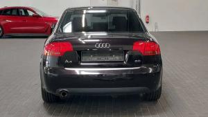 Melns Audi A4 2007 Limbaži, ar dzinēja tilpumu 2.00 L un nobraukumu 162 tūkst. km par 4650 €, foto 6 vietnē AUTOMOTO.COM.LV