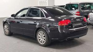 Melns Audi A4 2007 Limbaži, ar dzinēja tilpumu 2.00 L un nobraukumu 162 tūkst. km par 4650 €, foto 7 vietnē AUTOMOTO.COM.LV