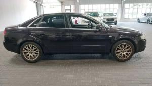 Melns Audi A4 2007 Limbaži, ar dzinēja tilpumu 2.00 L un nobraukumu 162 tūkst. km par 4650 €, foto 9 vietnē AUTOMOTO.COM.LV