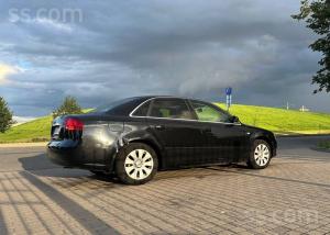 Black Audi A4 2007 in Riga, with an engine capacity of 2.00 L and mileage of 342 thousand km for 2999 €, photo 4 on AUTOMOTO.COM.LV