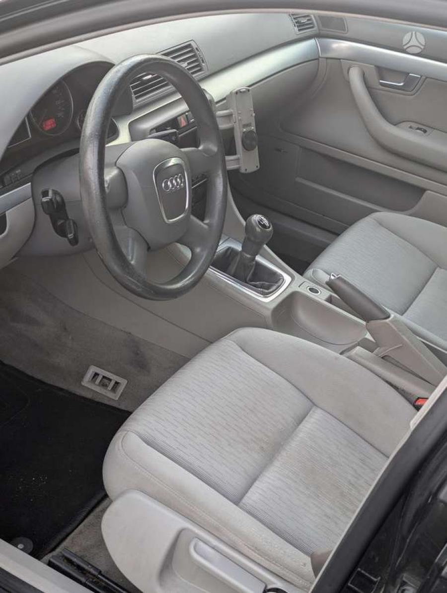 Melns Audi A4 2007 Kupiškis, ar dzinēja tilpumu 1.97 L un nobraukumu 269 tūkst. km par 2050 €, foto 8 vietnē AUTOMOTO.COM.LV