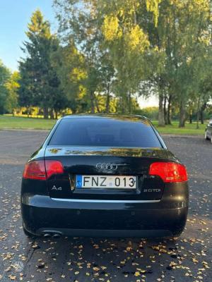 Melns Audi A4 2007 Viļņa, ar dzinēja tilpumu 1.97 L un nobraukumu 400 tūkst. km par 1500 €, foto 5 vietnē AUTOMOTO.COM.LV
