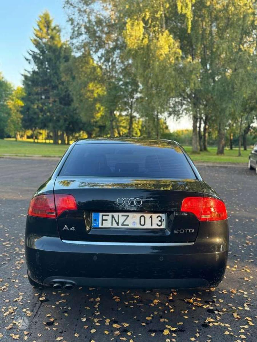 Melns Audi A4 2007 Viļņa, ar dzinēja tilpumu 1.97 L un nobraukumu 400 tūkst. km par 1500 €, foto 5 vietnē AUTOMOTO.COM.LV