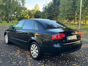Melns Audi A4 2007 Viļņa, ar dzinēja tilpumu 1.97 L un nobraukumu 400 tūkst. km par 1500 €, foto 6 vietnē AUTOMOTO.COM.LV