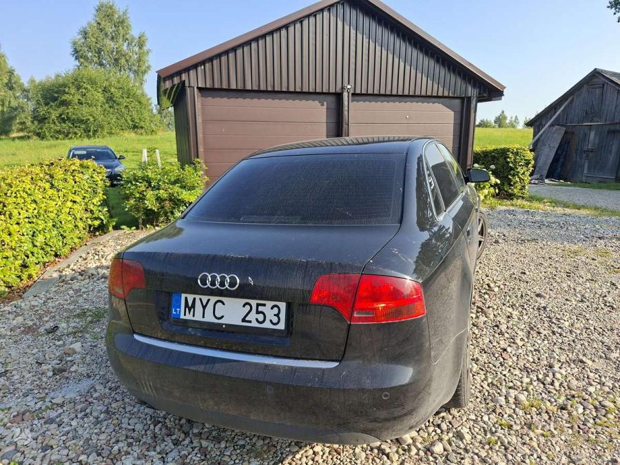 Black Audi A4 2007 in Moletai, with an engine capacity of 1.97 L and mileage of 344 thousand km for 1800 €, photo 8 on AUTOMOTO.COM.LV