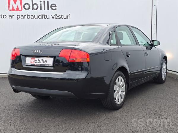 Audi A4 2007 Rīga vietnē Melns Audi A4 2007 Rīga, ar dzinēja tilpumu 2.00 L un nobraukumu 179 tūkst. km par 4950 €, foto 7 vietnē AUTOMOTO.COM.LV