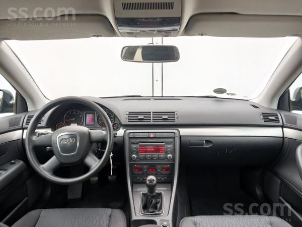 Audi A4 2007 Rīga vietnē Melns Audi A4 2007 Rīga, ar dzinēja tilpumu 2.00 L un nobraukumu 179 tūkst. km par 4950 €, foto 8 vietnē AUTOMOTO.COM.LV