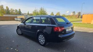 Black Audi A4 2007 in Telschi, with an engine capacity of 2.00 L and mileage of 344 thousand km for 2890 €, photo 4 on AUTOMOTO.COM.LV