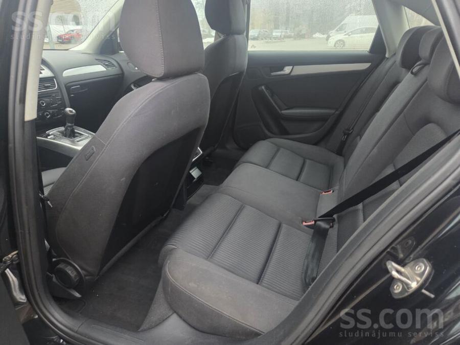 Melns Audi A4 2008 Rīga, ar dzinēja tilpumu 2.00 L un nobraukumu 0 tūkst. km par 4500 €, foto 5 vietnē AUTOMOTO.COM.LV