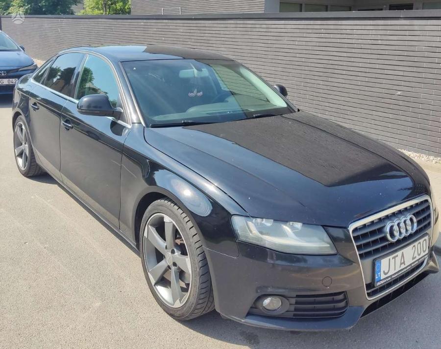 Black Audi A4 2008 in Kaunas, with an engine capacity of 1.97 L and mileage of 416 thousand km for 3200 €, photo 1 on AUTOMOTO.COM.LV