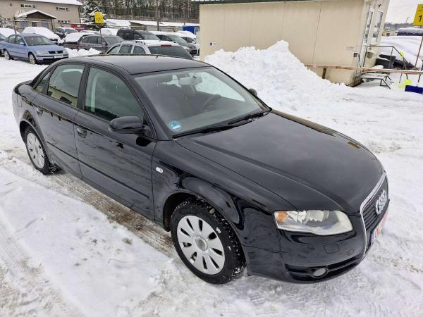 Black Audi A4 2008 in Vilnius, with an engine capacity of 1.97 L and mileage of 247 thousand km for 3350 €, photo 6 on AUTOMOTO.COM.LV