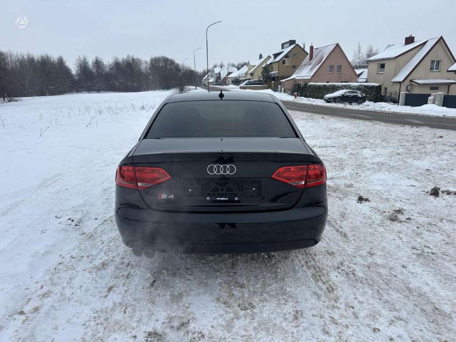 Melns Audi A4 2008 Šauļi, ar dzinēja tilpumu 1.80 L un nobraukumu 173 tūkst. km par 3950 €, foto 6 vietnē AUTOMOTO.COM.LV