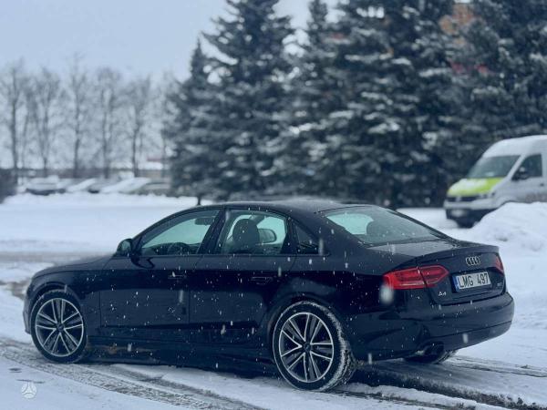 Melns Audi A4 2008 Radviliškis, ar dzinēja tilpumu 2.00 L un nobraukumu 290 tūkst. km par 3500 €, foto 5 vietnē AUTOMOTO.COM.LV