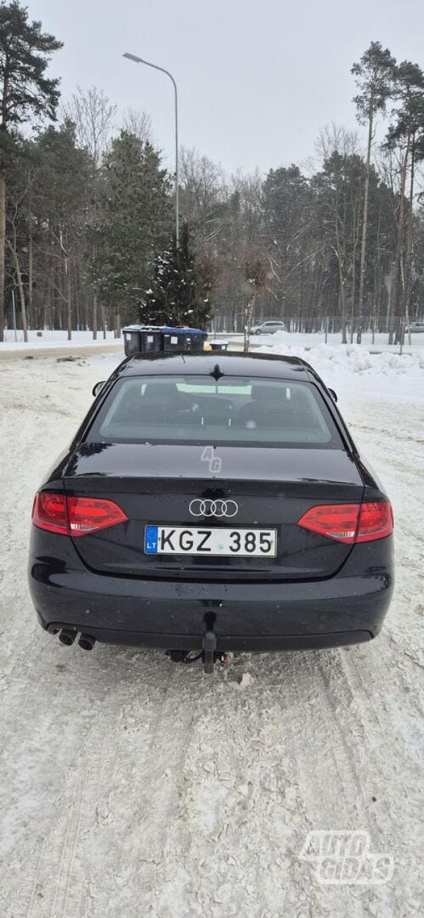 Black Audi A4 2008 in Kaunas, with an engine capacity of 2.00 L and mileage of 314 thousand km for 2950 €, photo 2 on AUTOMOTO.COM.LV