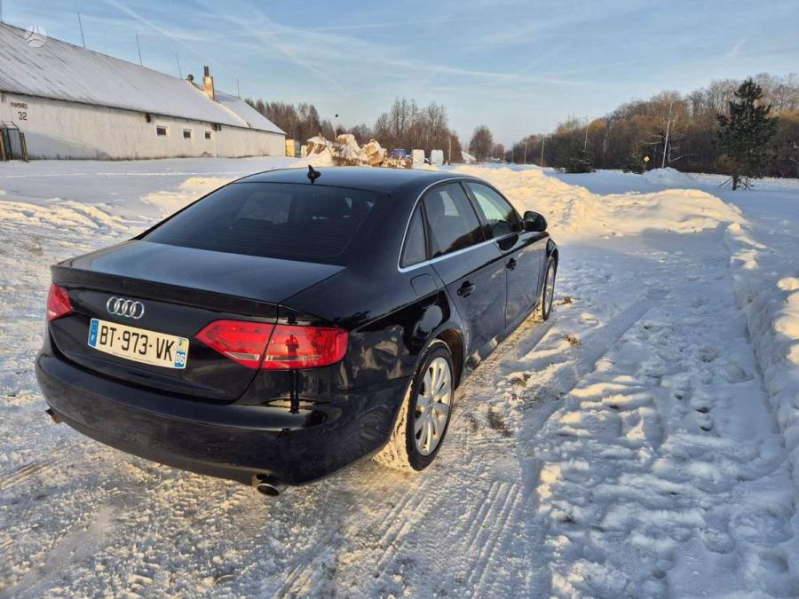 Black Audi A4 2008 in Taurage, with an engine capacity of 2.70 L and mileage of 267 thousand km for 4700 €, photo 7 on AUTOMOTO.COM.LV