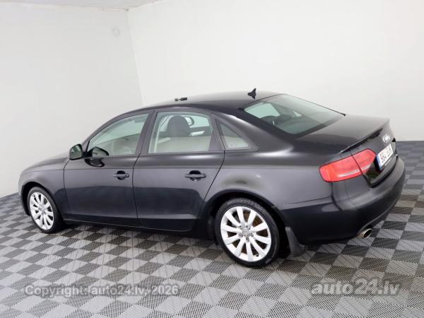 Melns Audi A4 2008 Tallina, ar dzinēja tilpumu 2.70 L un nobraukumu 288 tūkst. km par 2799 €, foto 4 vietnē AUTOMOTO.COM.LV