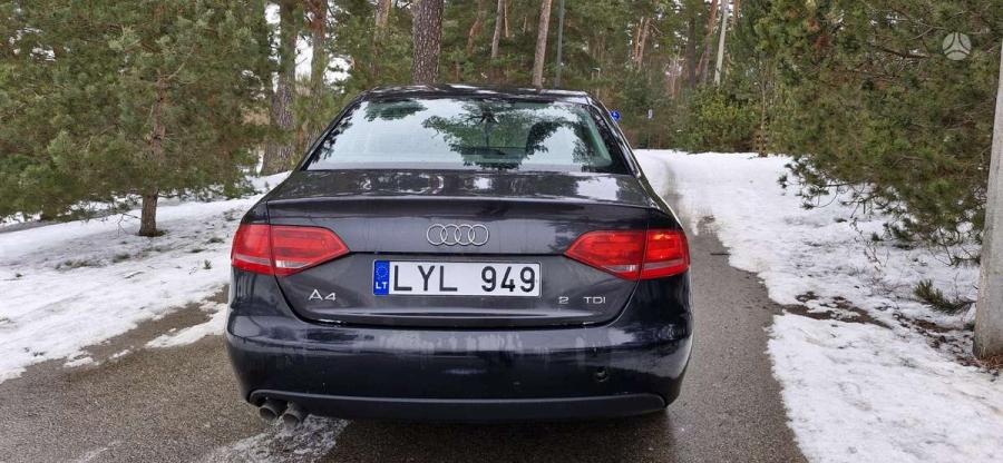 Melns Audi A4 2008 Kauņa, ar dzinēja tilpumu 1.97 L un nobraukumu 340 tūkst. km par 4800 €, foto 5 vietnē AUTOMOTO.COM.LV