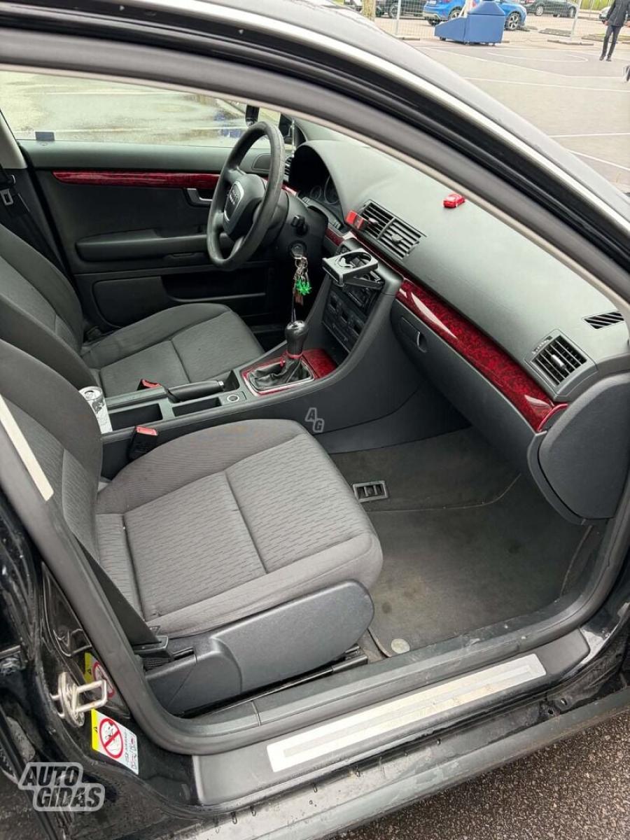 Black Audi A4 2008 in Klaipeda, with an engine capacity of 1.80 L and mileage of 340 thousand km for 2500 €, photo 13 on AUTOMOTO.COM.LV