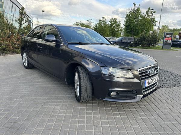 Melns Audi A4 2008 Viļņa, ar dzinēja tilpumu 2.70 L un nobraukumu 300 tūkst. km par 3999 €, foto 3 vietnē AUTOMOTO.COM.LV
