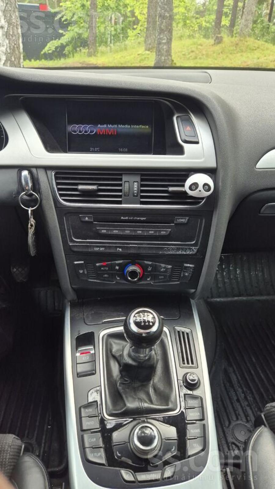 Melns Audi A4 2008 Rīga, ar dzinēja tilpumu 1.80 L un nobraukumu 217 tūkst. km par 4200 €, foto 9 vietnē AUTOMOTO.COM.LV