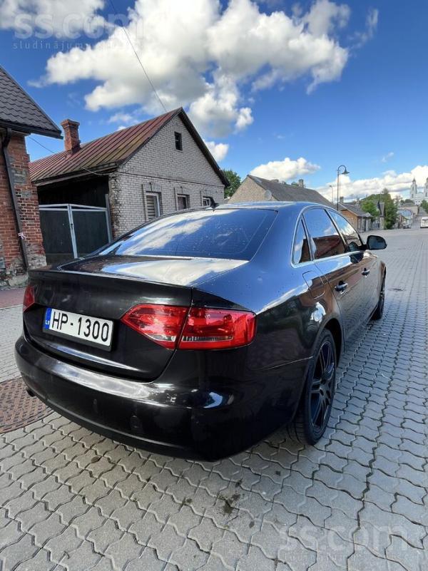 Black Audi A4 2008 in Rezekne, with an engine capacity of 2.00 L and mileage of 299 thousand km for 5300 €, photo 4 on AUTOMOTO.COM.LV