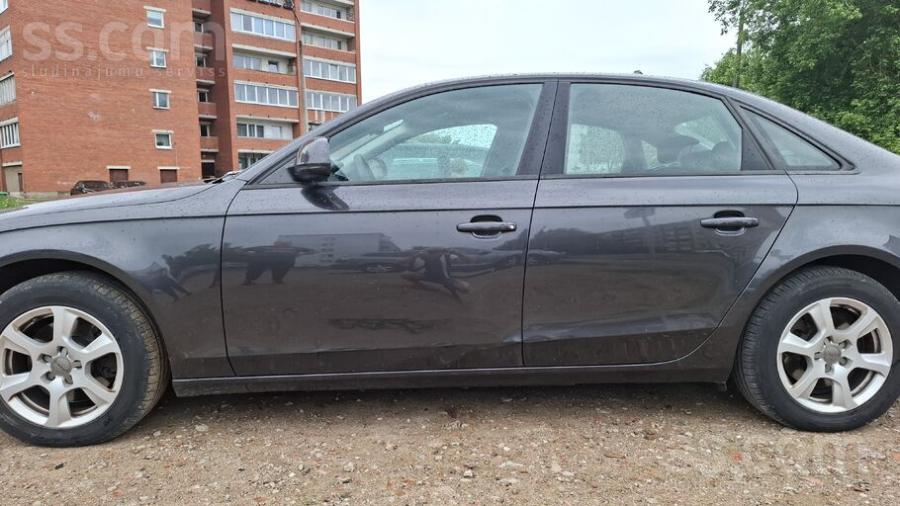 Melns Audi A4 2008 Daugavpils, ar dzinēja tilpumu 2.00 L un nobraukumu 264 tūkst. km par 4850 €, foto 6 vietnē AUTOMOTO.COM.LV