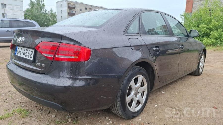 Melns Audi A4 2008 Daugavpils, ar dzinēja tilpumu 2.00 L un nobraukumu 264 tūkst. km par 4850 €, foto 7 vietnē AUTOMOTO.COM.LV