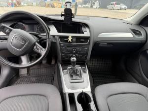 Melns Audi A4 2008 Viļņa, ar dzinēja tilpumu 2.00 L un nobraukumu 382 tūkst. km par 4300 €, foto 7 vietnē AUTOMOTO.COM.LV