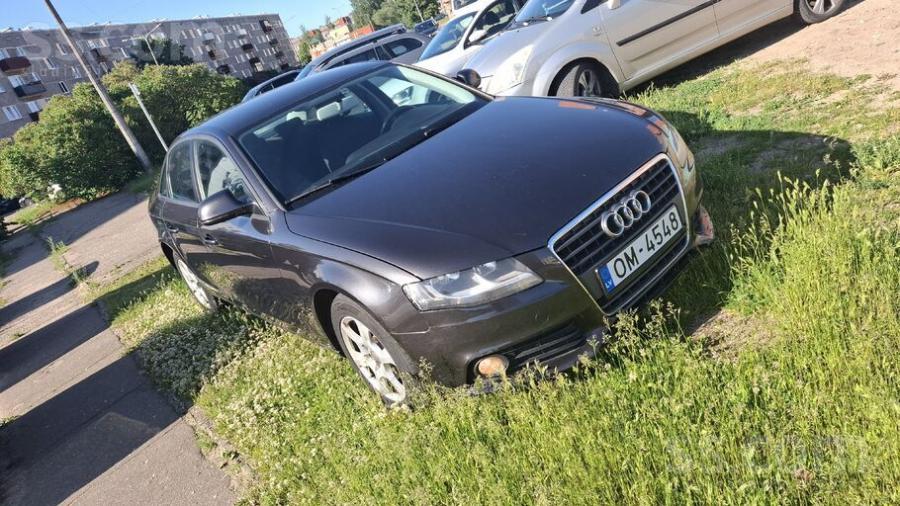 Melns Audi A4 2008 Daugavpils, ar dzinēja tilpumu 2.00 L un nobraukumu 264 tūkst. km par 4800 €, foto 14 vietnē AUTOMOTO.COM.LV