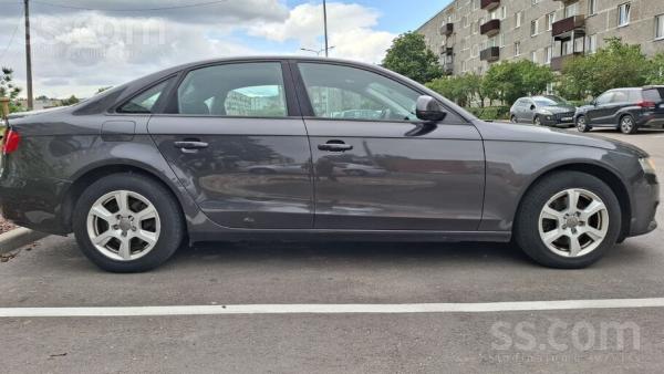 Melns Audi A4 2008 Daugavpils, ar dzinēja tilpumu 2.00 L un nobraukumu 390 tūkst. km par 3950 €, foto 5 vietnē AUTOMOTO.COM.LV