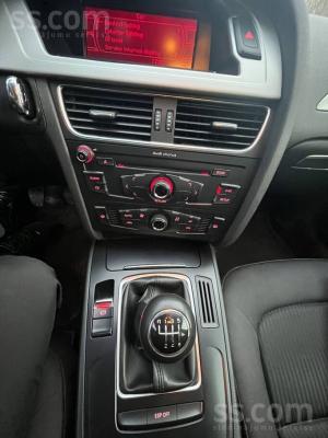 Black Audi A4 2008 in Riga, with an engine capacity of 1.80 L and mileage of 187 thousand km for 4150 €, photo 8 on AUTOMOTO.COM.LV