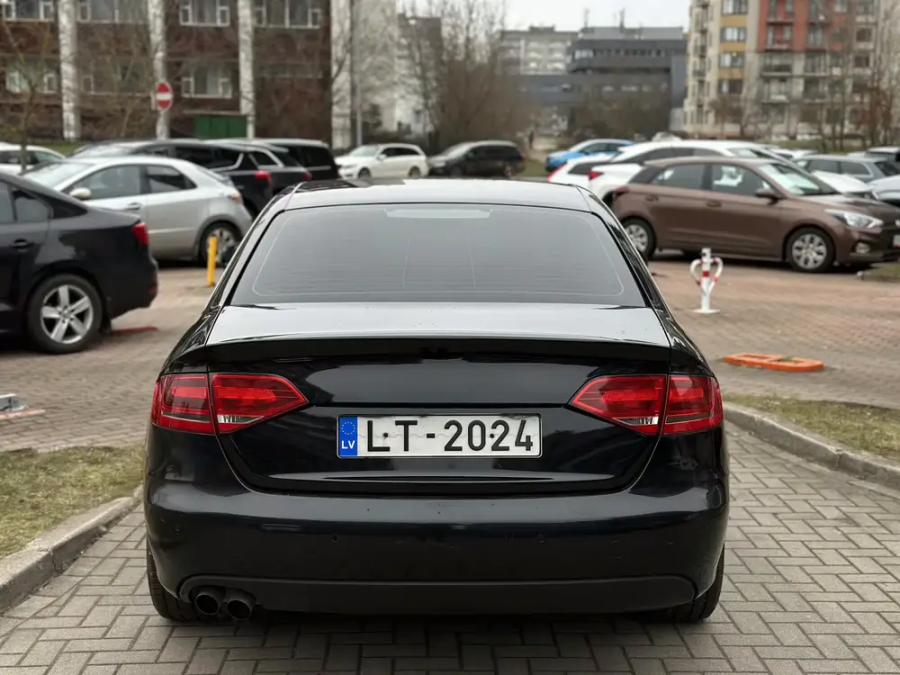 Black Audi A4 2008 in Riga, with an engine capacity of 2.00 L and mileage of 274 thousand km for 5290 €, photo 6 on AUTOMOTO.COM.LV