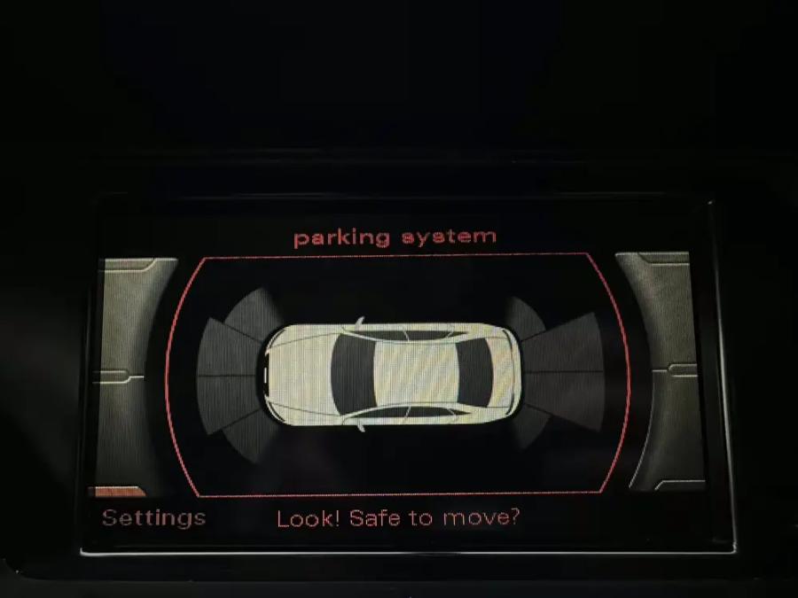 Black Audi A4 2008 in Riga, with an engine capacity of 2.00 L and mileage of 274 thousand km for 5290 €, photo 11 on AUTOMOTO.COM.LV