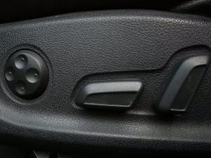 Black Audi A4 2008 in Riga, with an engine capacity of 2.00 L and mileage of 274 thousand km for 5290 €, photo 21 on AUTOMOTO.COM.LV