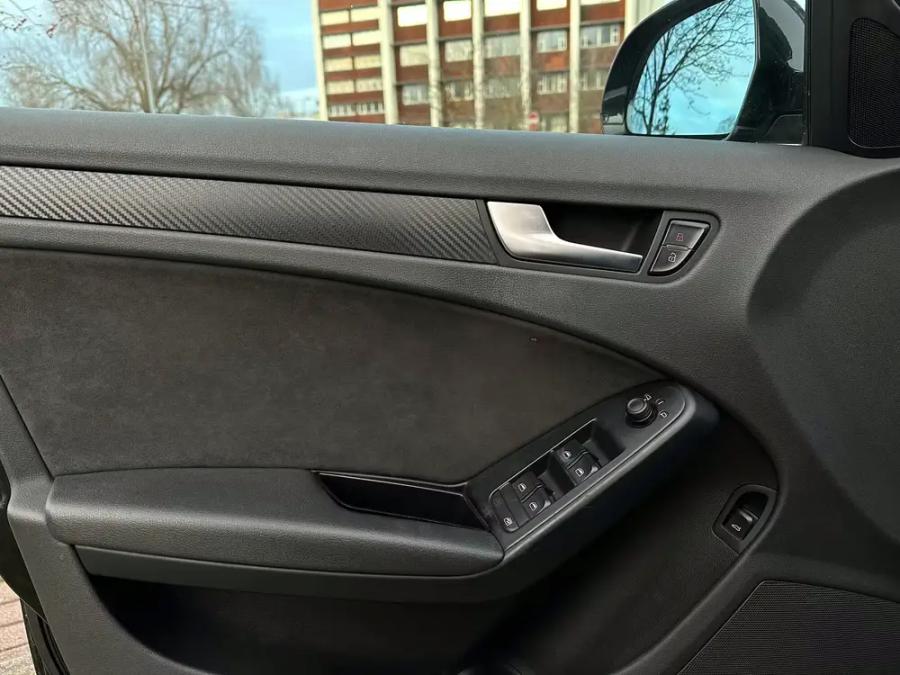 Black Audi A4 2008 in Riga, with an engine capacity of 2.00 L and mileage of 274 thousand km for 5290 €, photo 25 on AUTOMOTO.COM.LV