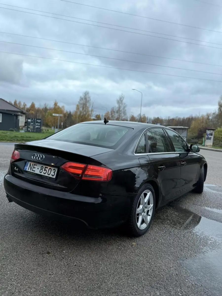 Black Audi A4 2008 in Riga, with an engine capacity of 2.00 L and mileage of 360 thousand km for 3700 €, photo 6 on AUTOMOTO.COM.LV