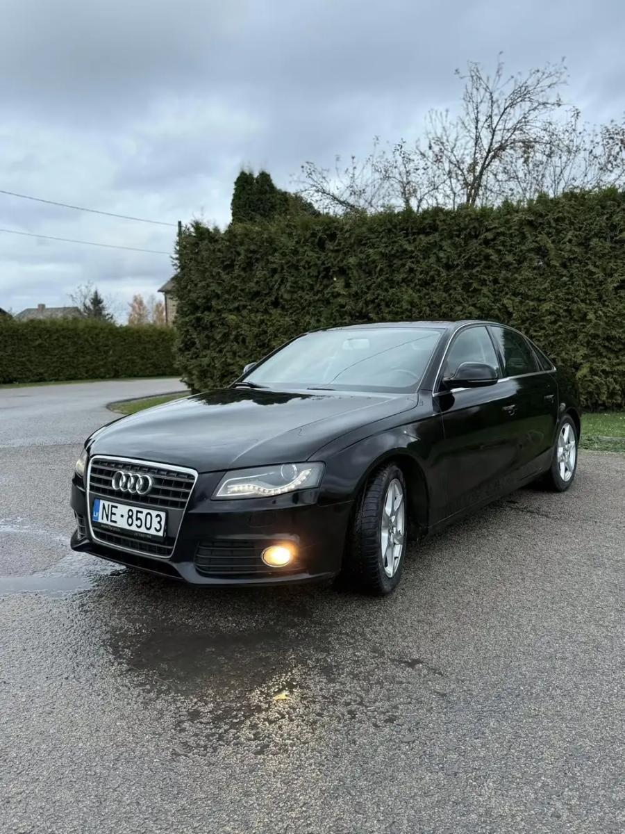 Black Audi A4 2008 in Riga, with an engine capacity of 2.00 L and mileage of 360 thousand km for 3700 €, photo 15 on AUTOMOTO.COM.LV