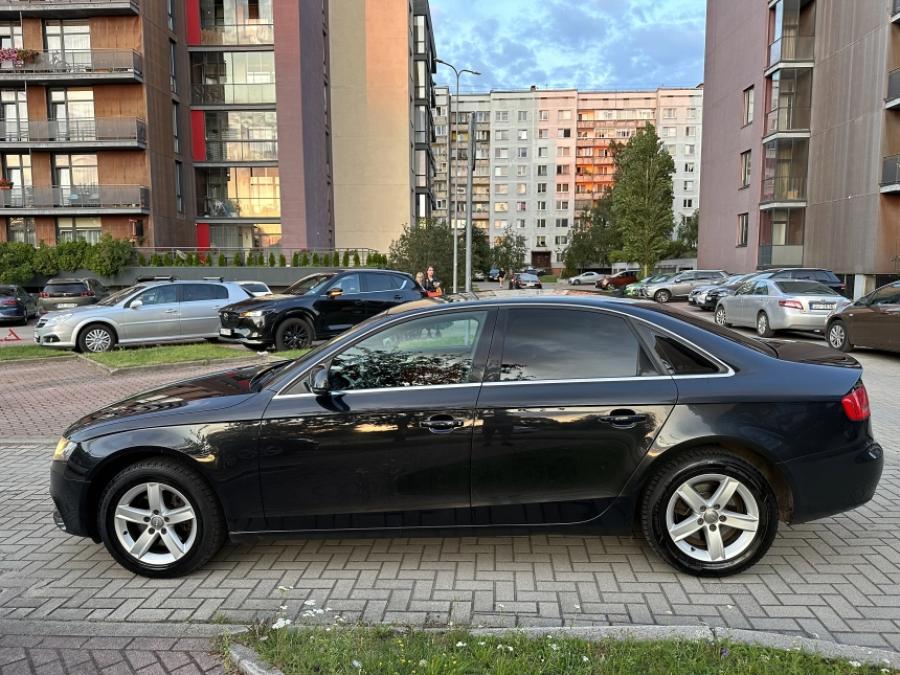 Black Audi A4 2008 in Riga, with an engine capacity of 2.00 L and mileage of 298 thousand km for 4990 €, photo 3 on AUTOMOTO.COM.LV