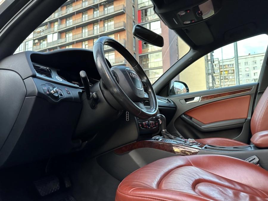 Black Audi A4 2008 in Riga, with an engine capacity of 2.00 L and mileage of 298 thousand km for 4990 €, photo 25 on AUTOMOTO.COM.LV