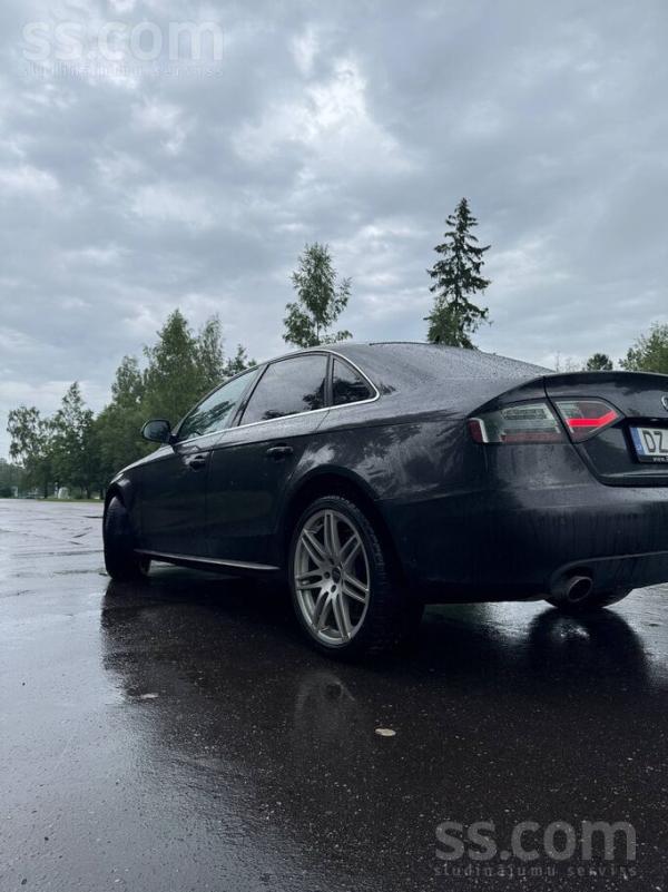 Black Audi A4 2008 in Jurmala, with an engine capacity of 2.70 L and mileage of 310 thousand km for 4500 €, photo 5 on AUTOMOTO.COM.LV