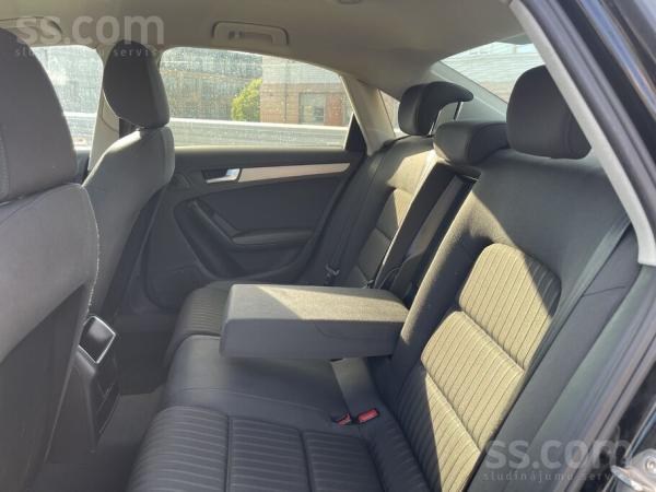 Melns Audi A4 2008 Rīga, ar dzinēja tilpumu 2.70 L un nobraukumu 426 tūkst. km par 2500 €, foto 7 vietnē AUTOMOTO.COM.LV