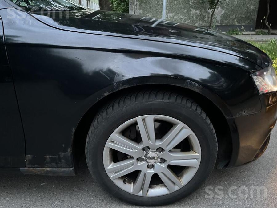 Melns Audi A4 2008 Rīga, ar dzinēja tilpumu 2.70 L un nobraukumu 426 tūkst. km par 2500 €, foto 12 vietnē AUTOMOTO.COM.LV