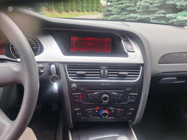 Black Audi A4 2008 in Utena, with an engine capacity of 1.78 L and mileage of 207 thousand km for 4500 €, photo 10 on AUTOMOTO.COM.LV
