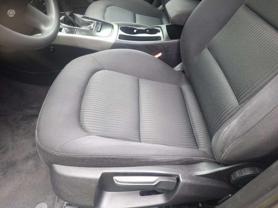 Black Audi A4 2008 in Utena, with an engine capacity of 1.78 L and mileage of 207 thousand km for 4500 €, photo 9 on AUTOMOTO.COM.LV
