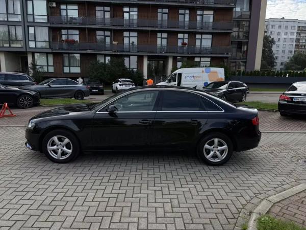 Black Audi A4 2008 in Riga, with an engine capacity of 2.00 L and mileage of 338 thousand km for 4990 €, photo 4 on AUTOMOTO.COM.LV