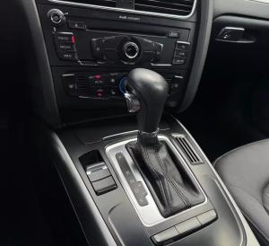 Melns Audi A4 2008 Rīga, ar dzinēja tilpumu 2.00 L un nobraukumu 338 tūkst. km par 4990 €, foto 12 vietnē AUTOMOTO.COM.LV