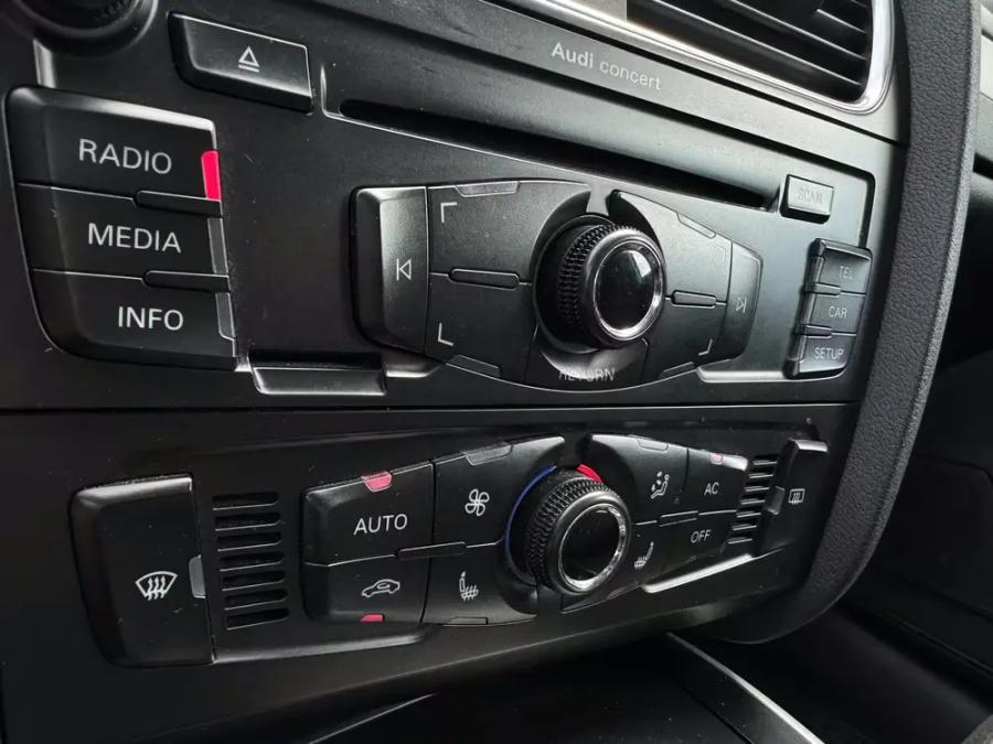 Melns Audi A4 2008 Rīga, ar dzinēja tilpumu 2.00 L un nobraukumu 338 tūkst. km par 4990 €, foto 13 vietnē AUTOMOTO.COM.LV