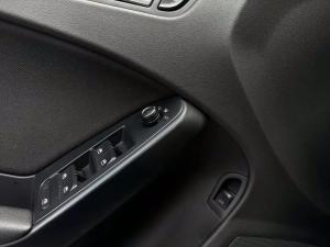 Melns Audi A4 2008 Rīga, ar dzinēja tilpumu 2.00 L un nobraukumu 338 tūkst. km par 4990 €, foto 25 vietnē AUTOMOTO.COM.LV